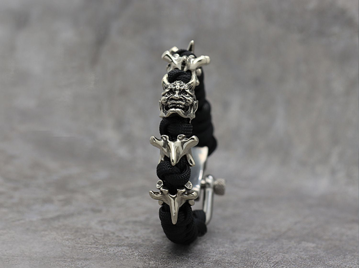 Oni Horned Demon Skull Skeleton Paracord Bracelet – Holy Buyble